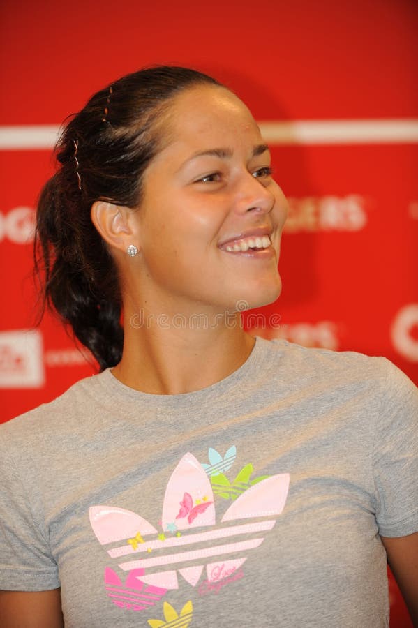 Os Retratos De Ivanovic Ana Em Rogers Colocam 2009 (9) Fotografia ...