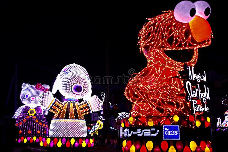Close Up of Elmo LED Light Parade Float in Magical Starlight Parade ...