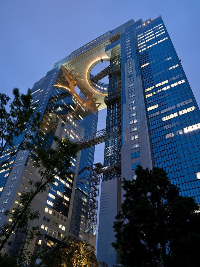 Osaka Skyscraper Royalty Free Stock Image - Image: 2945456
