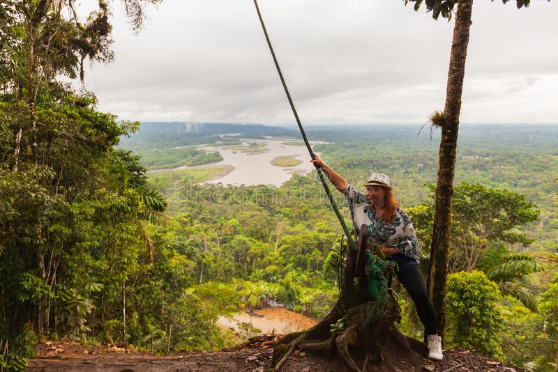 Oscillation De La Jungle Amazonienne Image stock - Image du equateur ...