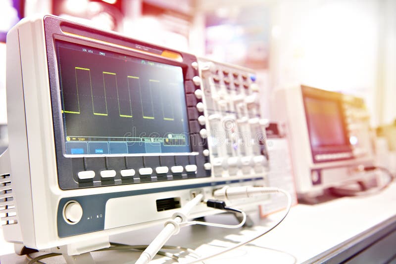 Oscilloscope Spectrum Analyzer Stock Image - Image of engineering ...