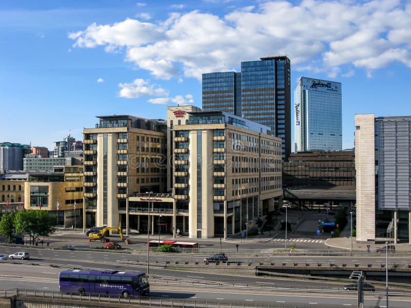 Oslo Centrali Stacja, Jernbanetorget, Norwegia Fotografia Editorial ...