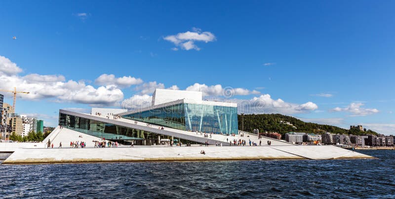 Opera w Oslo obraz stock editorial. Obraz złożonej z kultura - 61191634