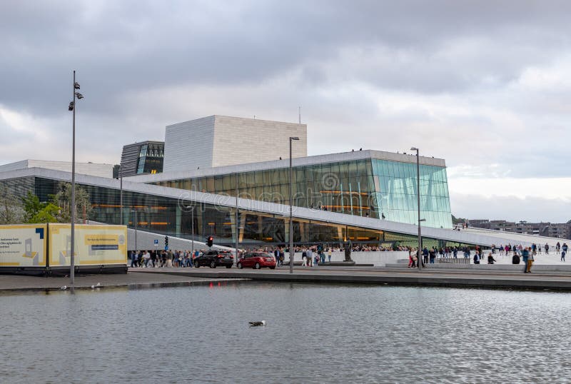 Oslo Opera House editorial image. Image of cloudy, cars - 297189555