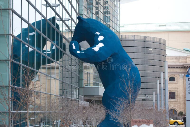 Estatua Del Oso Azul Denver Colorado Imagen editorial - Imagen de ...