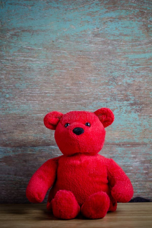 Oso rojo del peluche imagen de archivo. Imagen de osos - 60742539