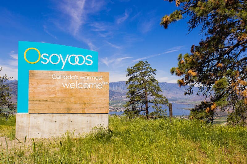 Osoyoos welcome sign editorial photography. Image of trees - 269797297