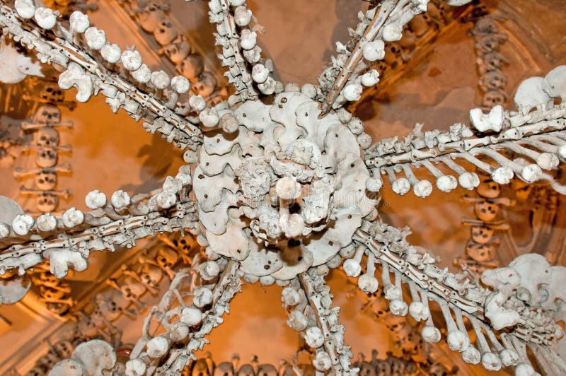 Ossuarium redactionele fotografie. Image of geschiedenis - 21105957