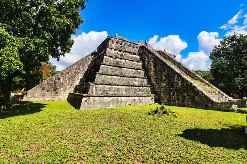 Ossuary Pyramid,Chichen Itza,Yucatan,Mexico Stock Image - Image of ...