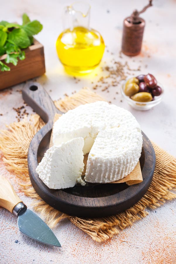 Ost fotografering för bildbyråer. Bild av avbrotts, löv - 109397567