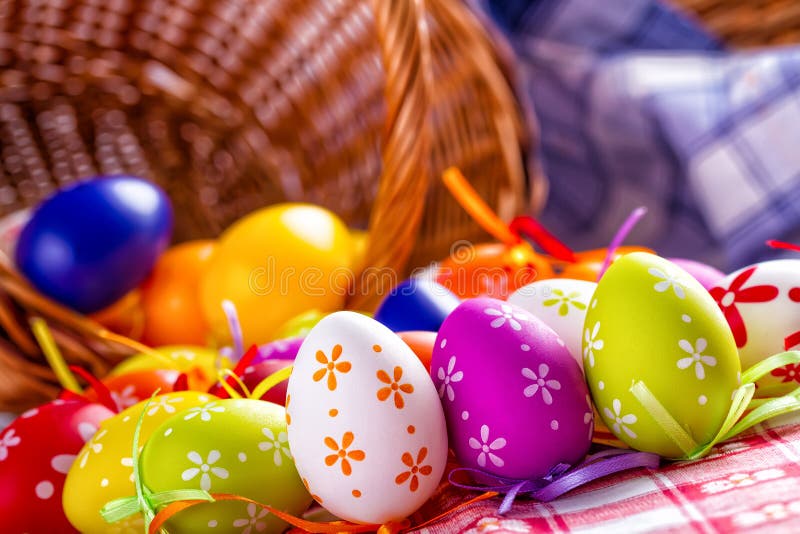 Osterei stockbild. Bild von ostern, verzierungen, decorate - 28916651