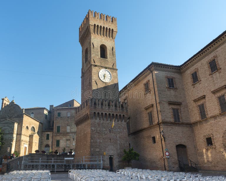 Ostra (Marche, Italia) fotografia stock. Immagine di storico - 47774638