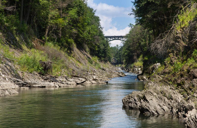 Ottauquechee River Flowing through the Quechee Gorge Stock Image ...