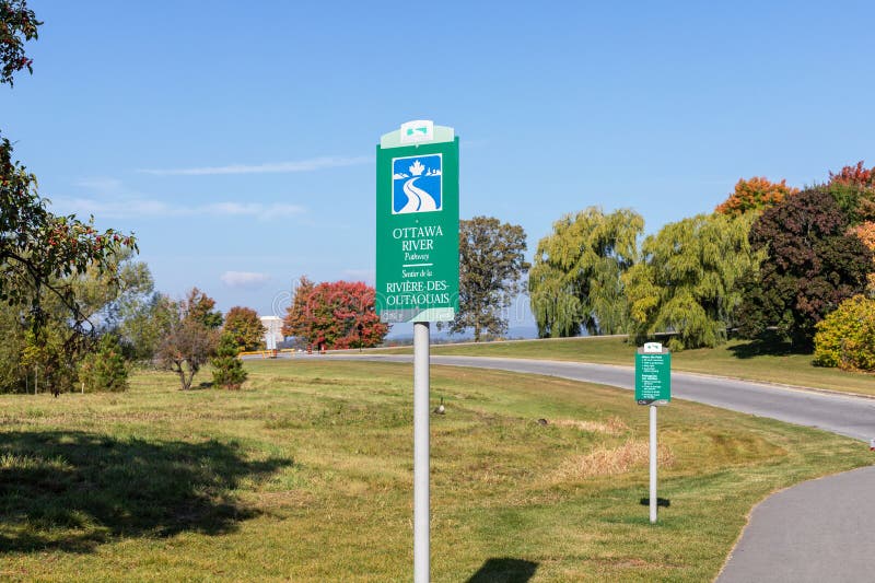 Ottawa River Pathway Sign in Autumn Editorial Photo - Image of trees ...