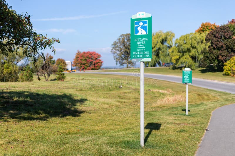 17,575 Pathway Sign Stock Photos - Free & Royalty-Free Stock Photos ...