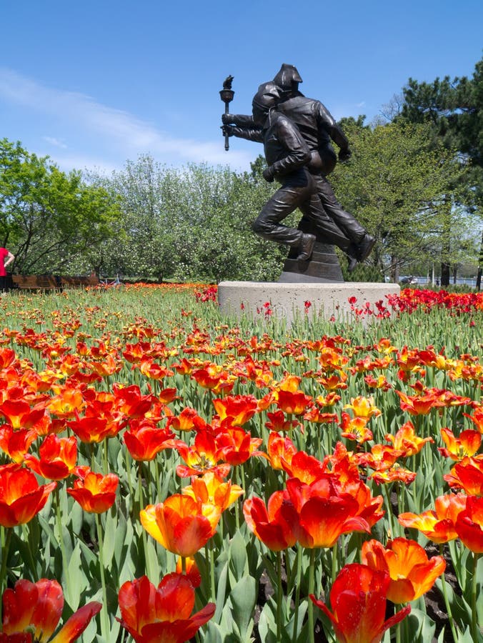 Ottawa Tulip Festival 2012 - Olympic Statue Editorial Stock Photo ...