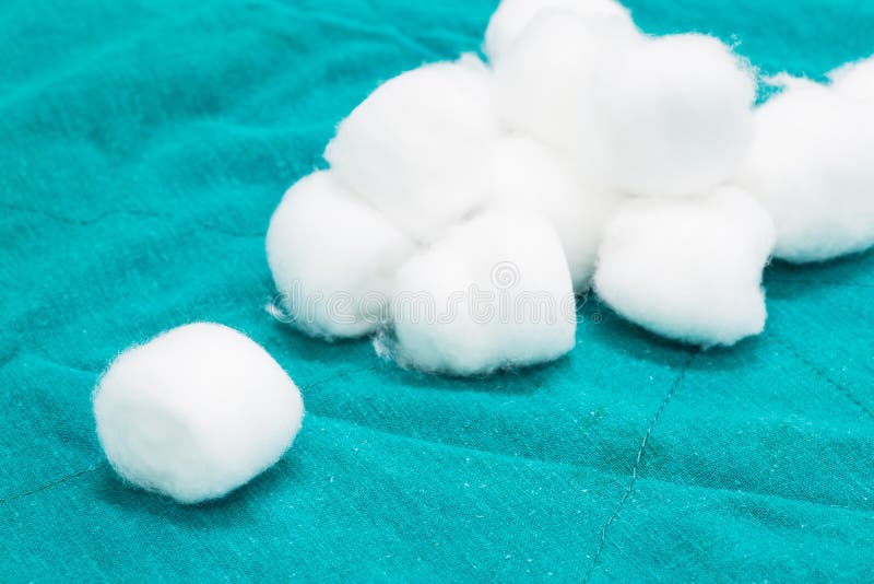 Ouate image stock. Image du pureté, santé, beauté, closeup - 61588599