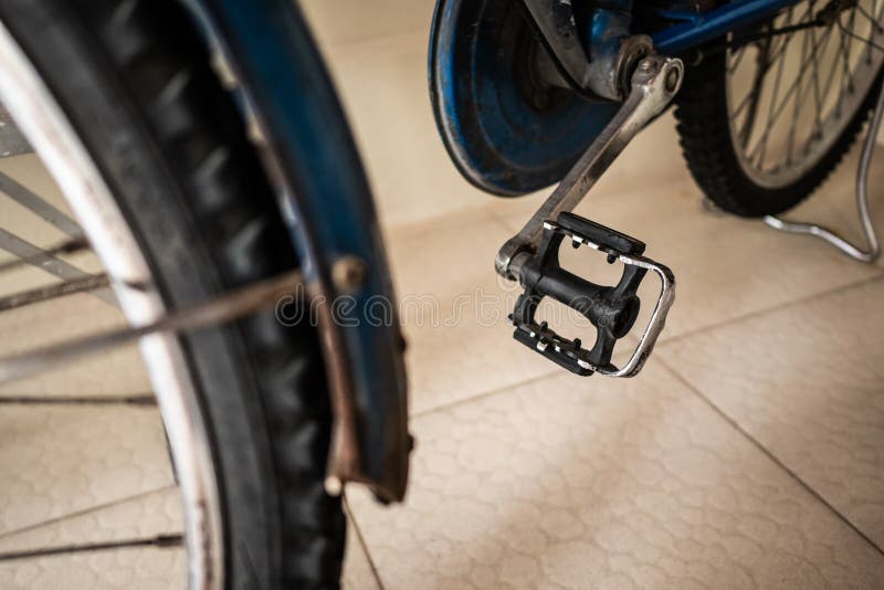 Pedaal van een fiets stock foto. Afbeelding bestaande uit single - 74583882