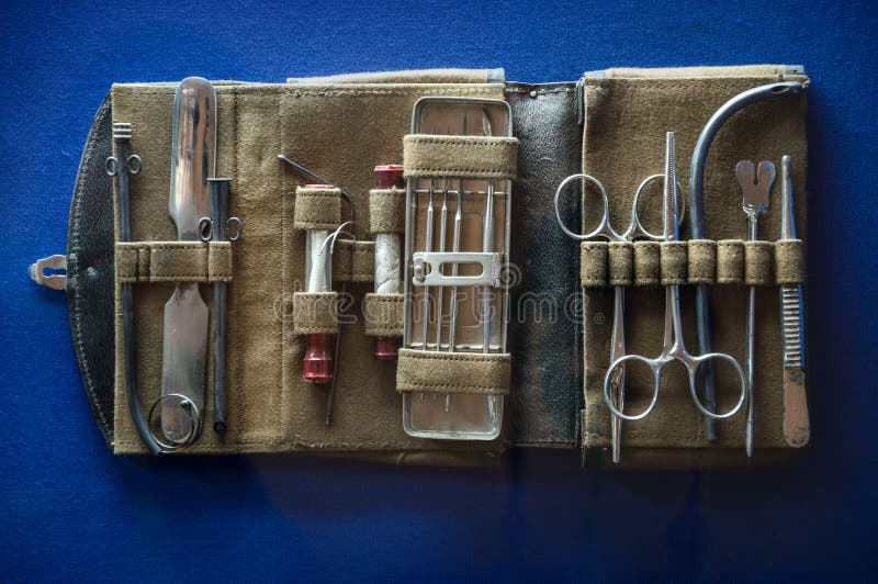 Oud Medisch Instrument Voor Het Geval Dat Stock Foto - Image of ...