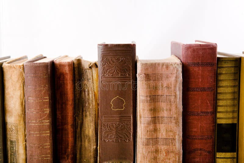 Oude boeken stock foto. Image of onderwijs, gecreeerd - 39278052