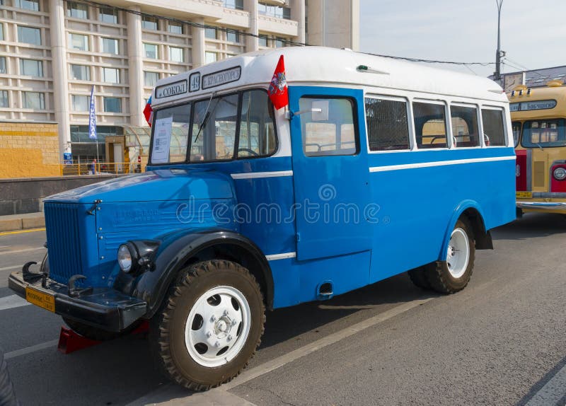 Oude bus gza-651 redactionele stock afbeelding. Image of cultuur - 45121019