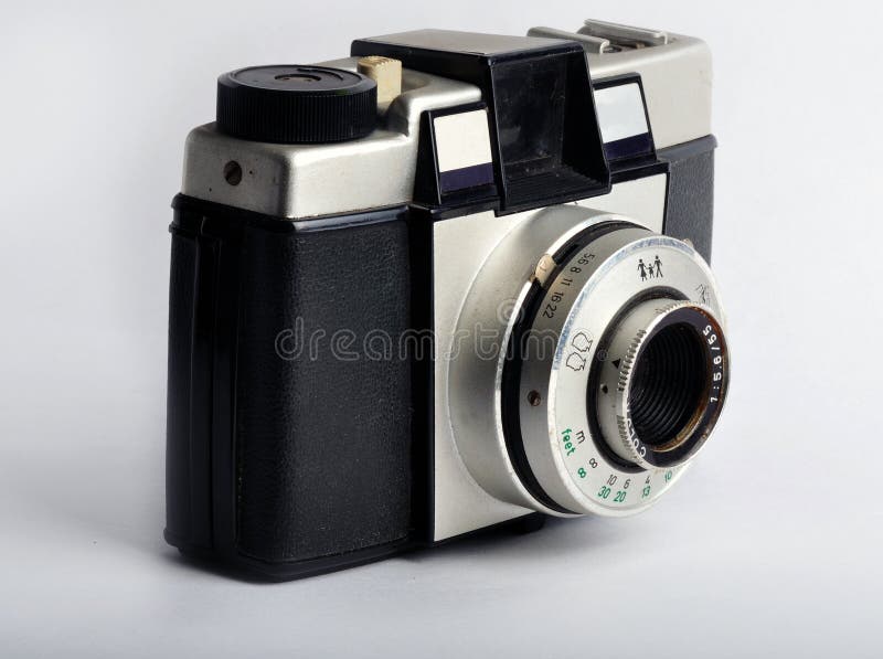 Oude Compacte filmcamera 2 stock afbeelding. Image of verbetering ...