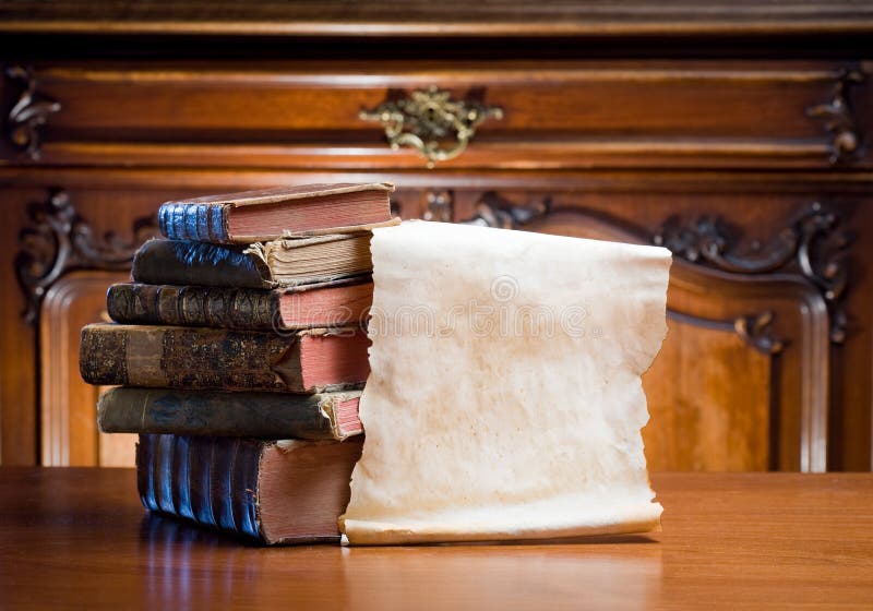 Oude Document Rol Met Antieke Boeken. Stock Foto - Image of verzamelaar ...