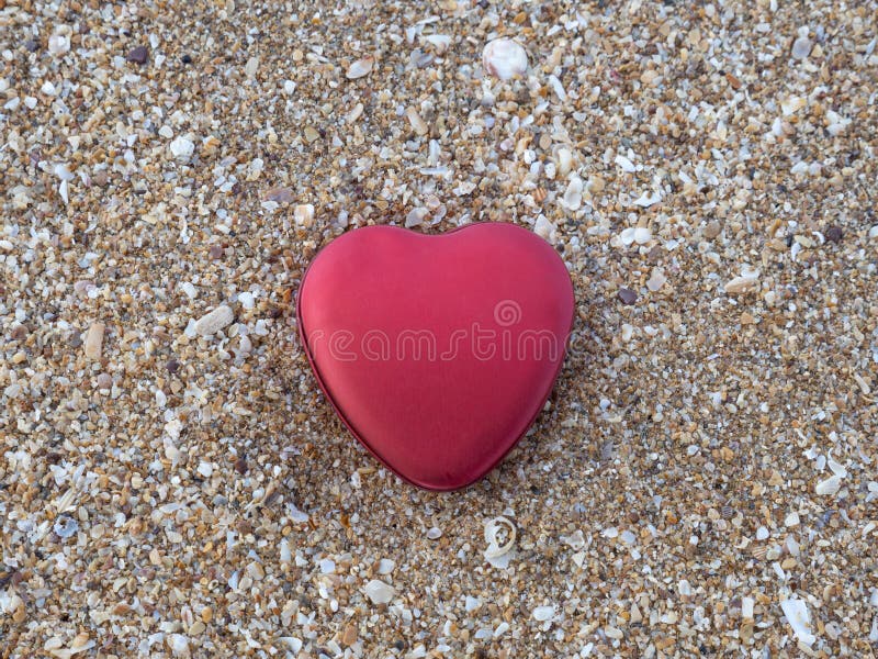 Oude doos stock afbeelding. Image of reis, tafereel - 171670207