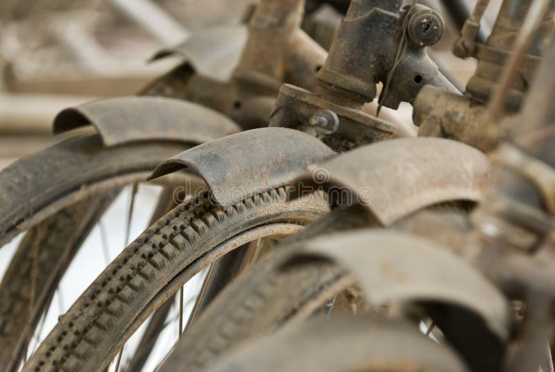 Elektrische Generator (dynamo) Op Antieke Fiets Stock Foto - Image of ...