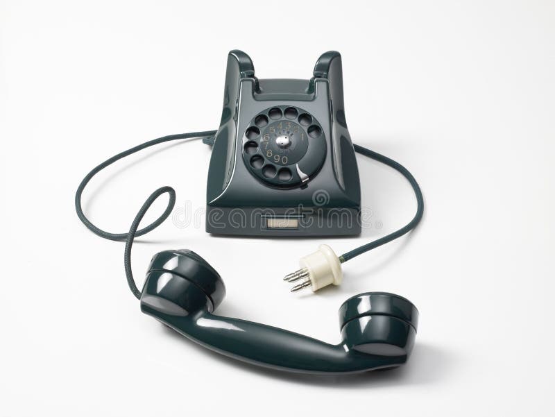 Oude Groene Telefoon Op Een Witte Achtergrond Stock Afbeelding - Image ...