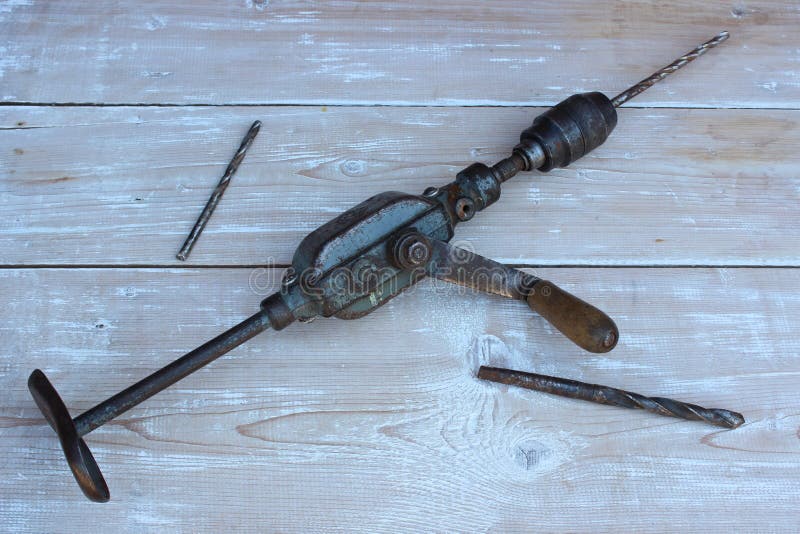 Oude handboor stock afbeelding. Image of hand, hulpmiddel - 119679491
