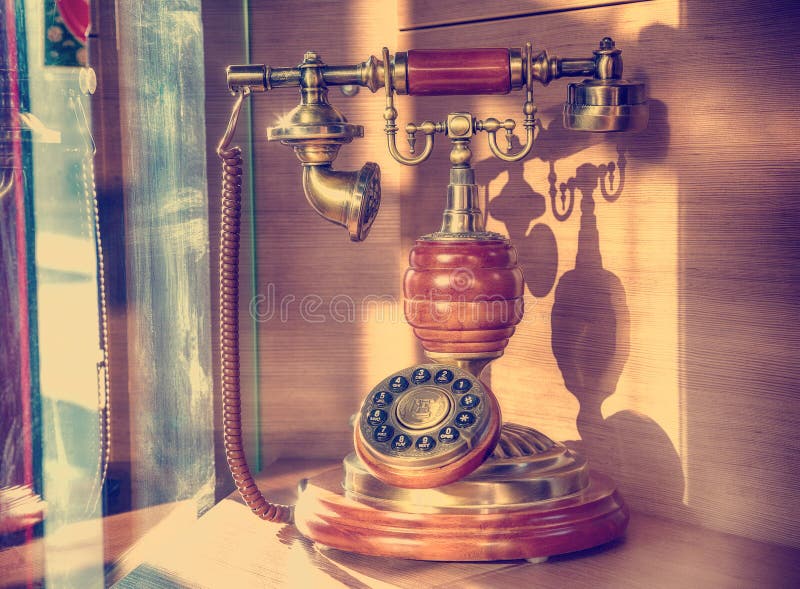 Oude Retro-gestileerde Telefoon 1920 Stock Afbeelding - Afbeelding ...