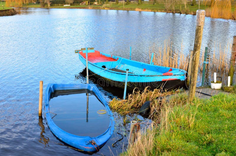 Oude Sloep Op De Rivier Leie (Lys) in Astene, België Stock Foto - Image ...