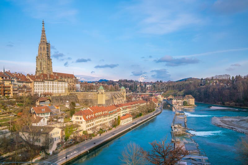 Oude Stad Van Bern, Hoofdstad Van Zwitserland Stock Foto - Image of ...