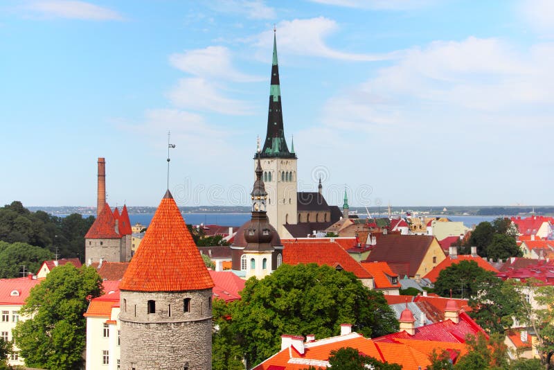 Oude Stad Van Tallinn, Estland Stock Foto - Image of gebouw, estlands ...