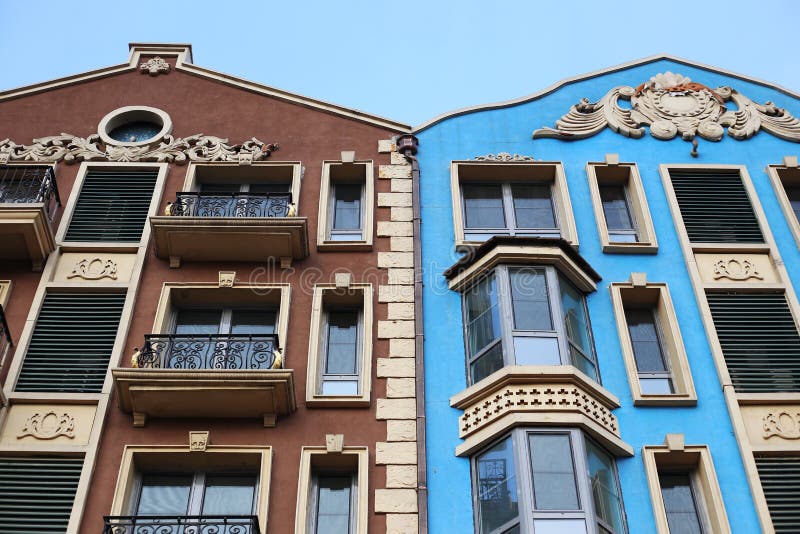 Oude Steenvilla stock foto. Image of strand, china, gebouw - 64265718