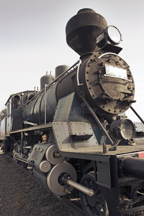 Oud stoomboot stock afbeelding. Image of machine, voertuig - 1011421