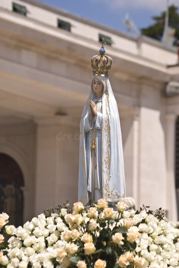 International Pilgrimage at Fatima 13 May Editorial Stock Photo - Image ...