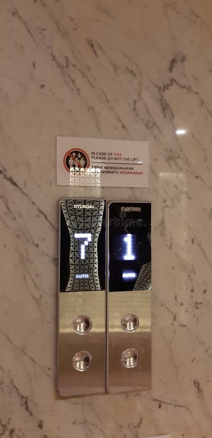 Lift buttons editorial stock image. Image of singapore - 140577349