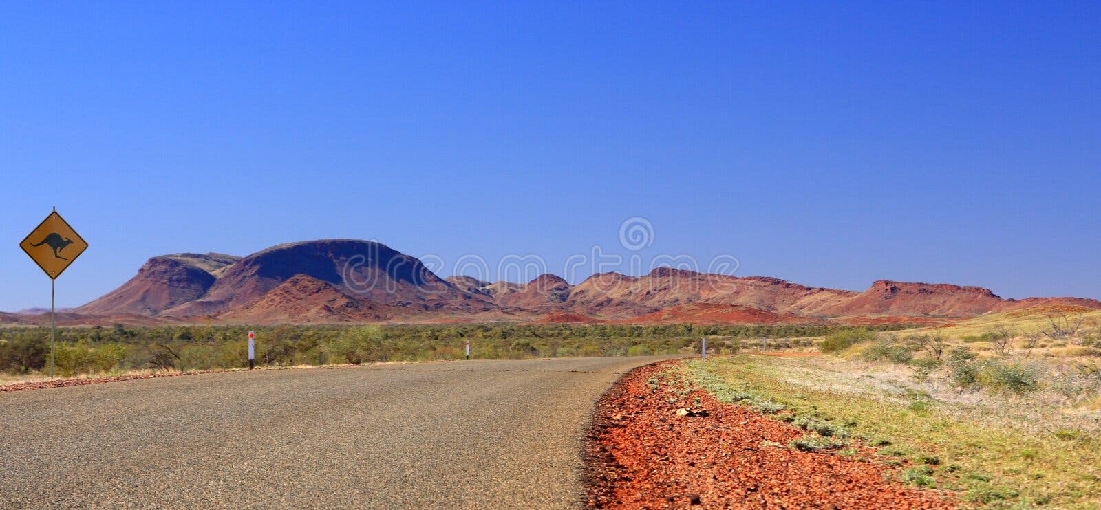 Long Straight Road through Outback, Australia Stock Image - Image of ...