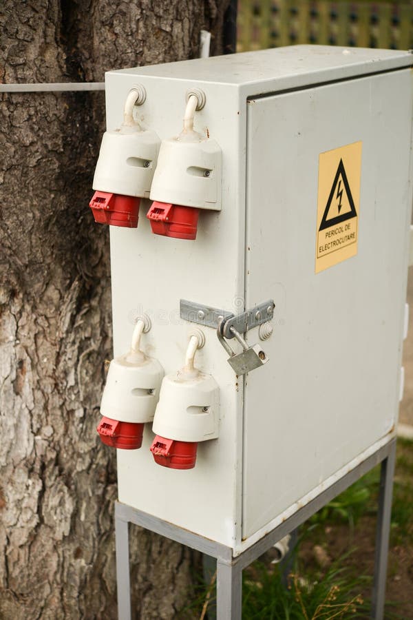 Outdoor electric meter stock image. Image of kilowatt - 5695601