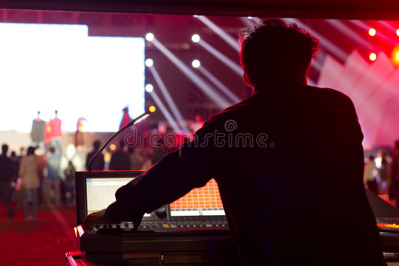 Outdoor live show editorial stock image. Image of field - 27184489