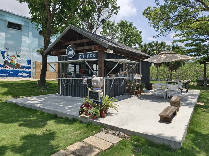 The Outdoor Restaurant in Taiwan Editorial Photography - Image of porch ...