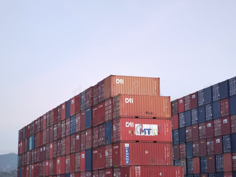 Outdoor Scenery during Day Time at Shipping Container Warehouse ...