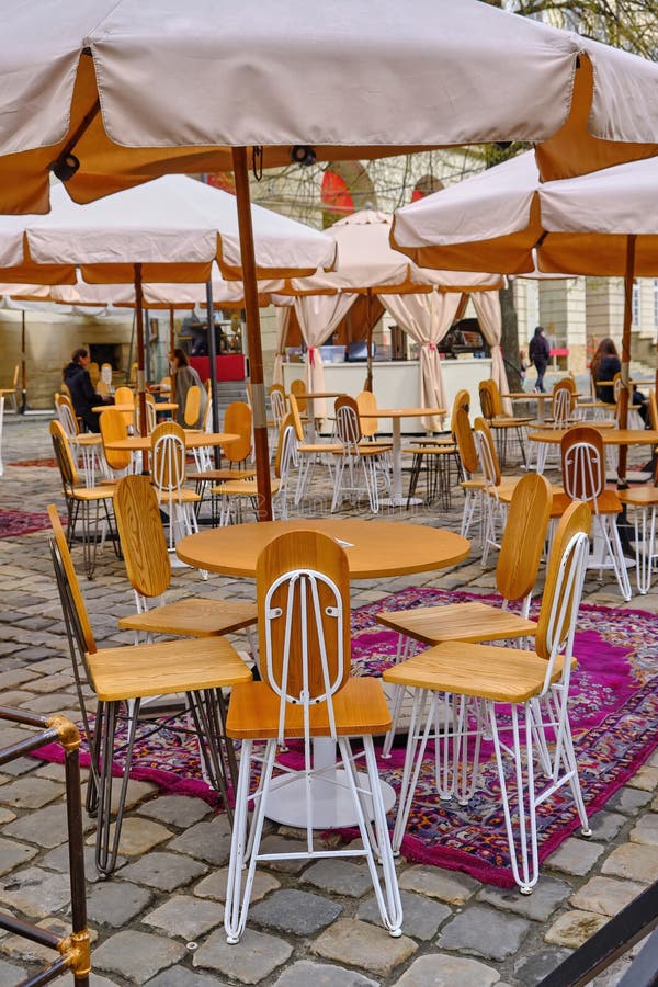 Outdoor Street Cafe Tables Ready for Service Stock Image - Image of ...