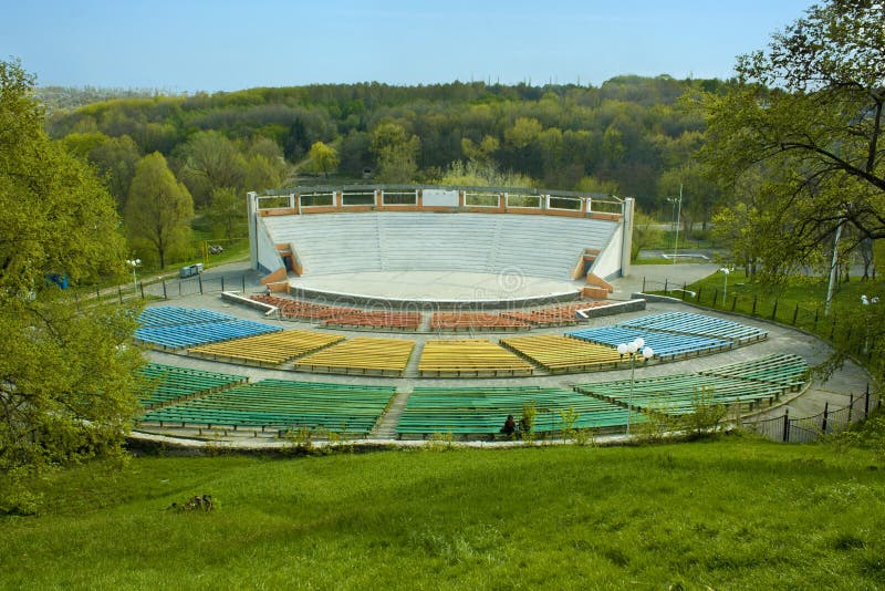 4,665 Empty Outdoor Stage Stock Photos - Free & Royalty-Free Stock ...