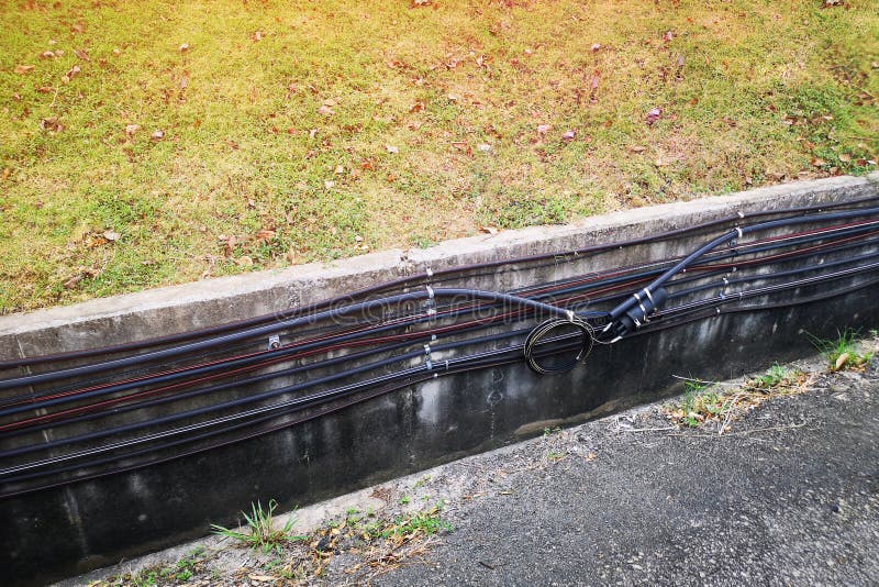 Outdoor Waterproof Insulated Wire ,cable, Internet, Gas Cord, Metal ...