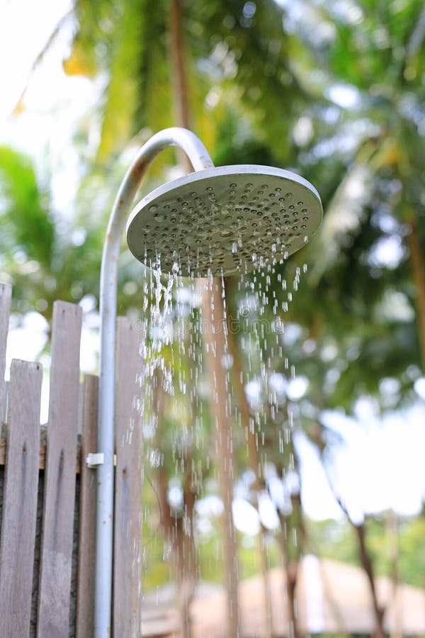 112 Showerhead Running Water White Background Stock Photos - Free ...