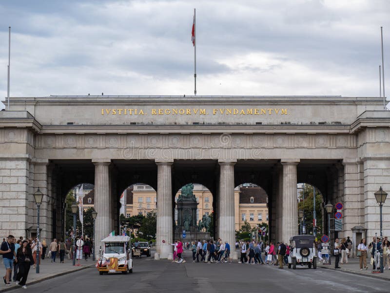 The Outer Gate of the Hofburg Imperial Palace at Heldenplatz, Vienna ...