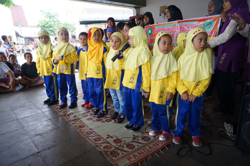 Outing class editorial image. Image of kindergarten, java - 46715110